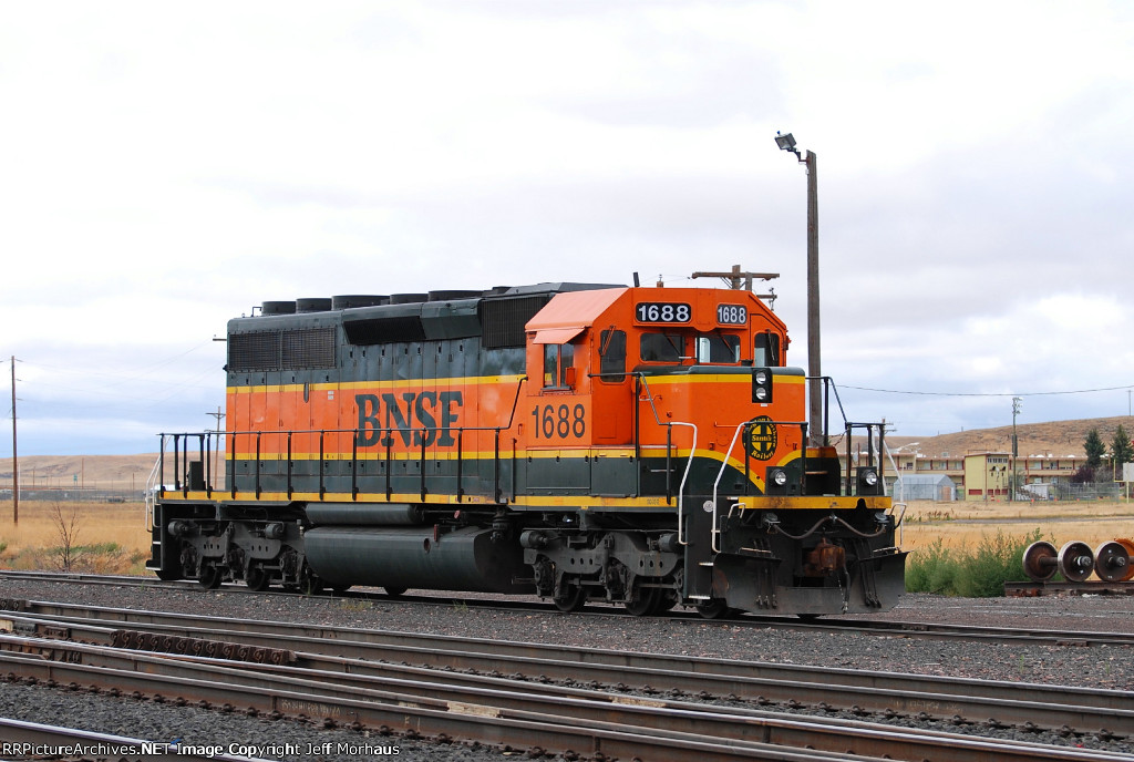 BNSF 1688